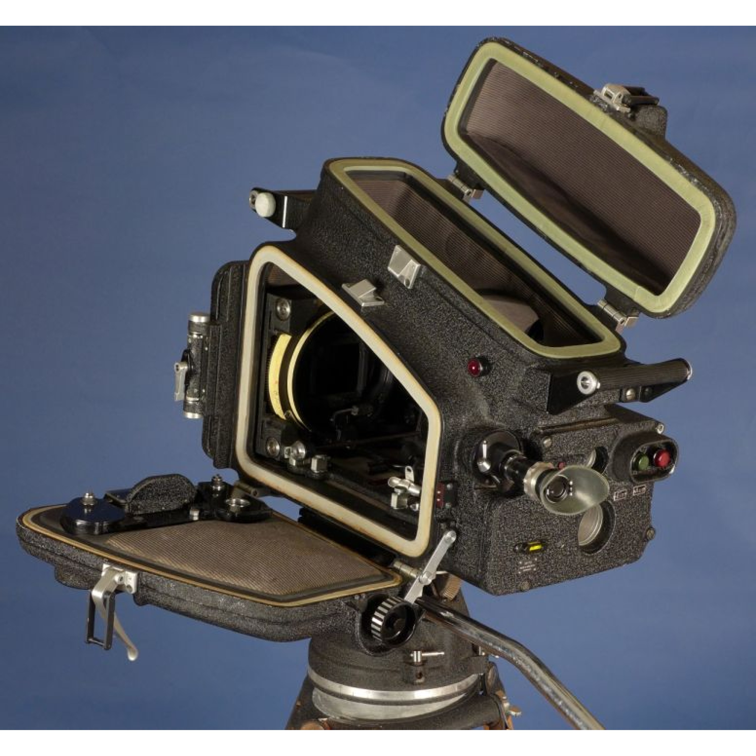 Buy arriflex iib 35mm 2b film camera lenses blimp tripod 50,28,40mm ...